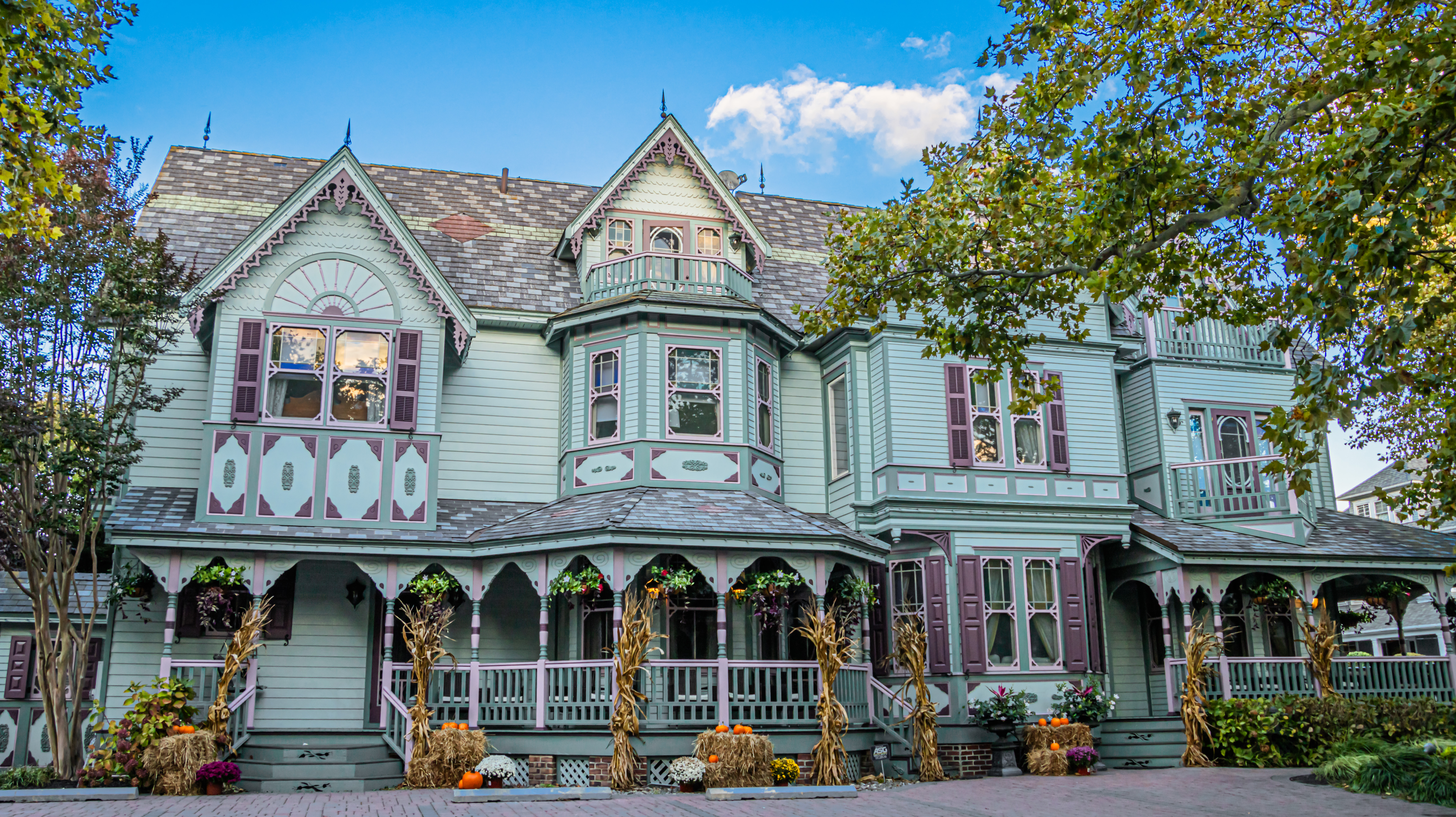 Decadent West Cape May: Luxury Homes: JWR™ Showcases
