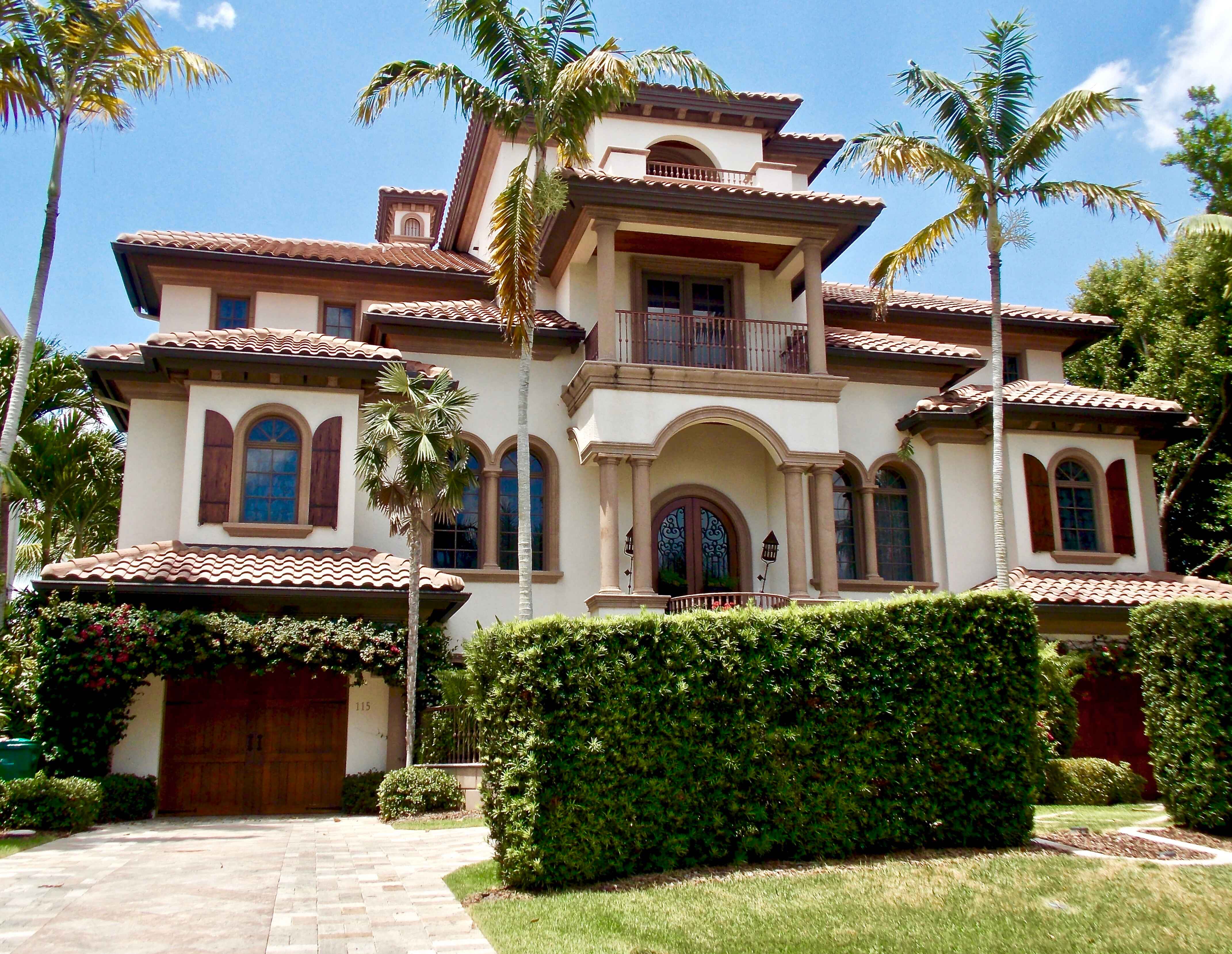 Holmes Beach Homes for Sale