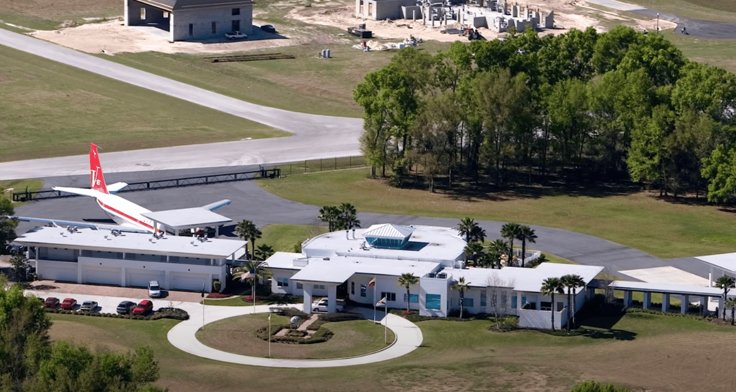 John Travolta Home Florida John Travolta's MIND BLOWING Florida