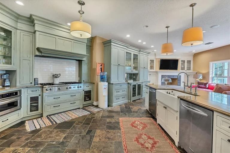 Inside Scott Baio's Florida Home [Details & Photos]