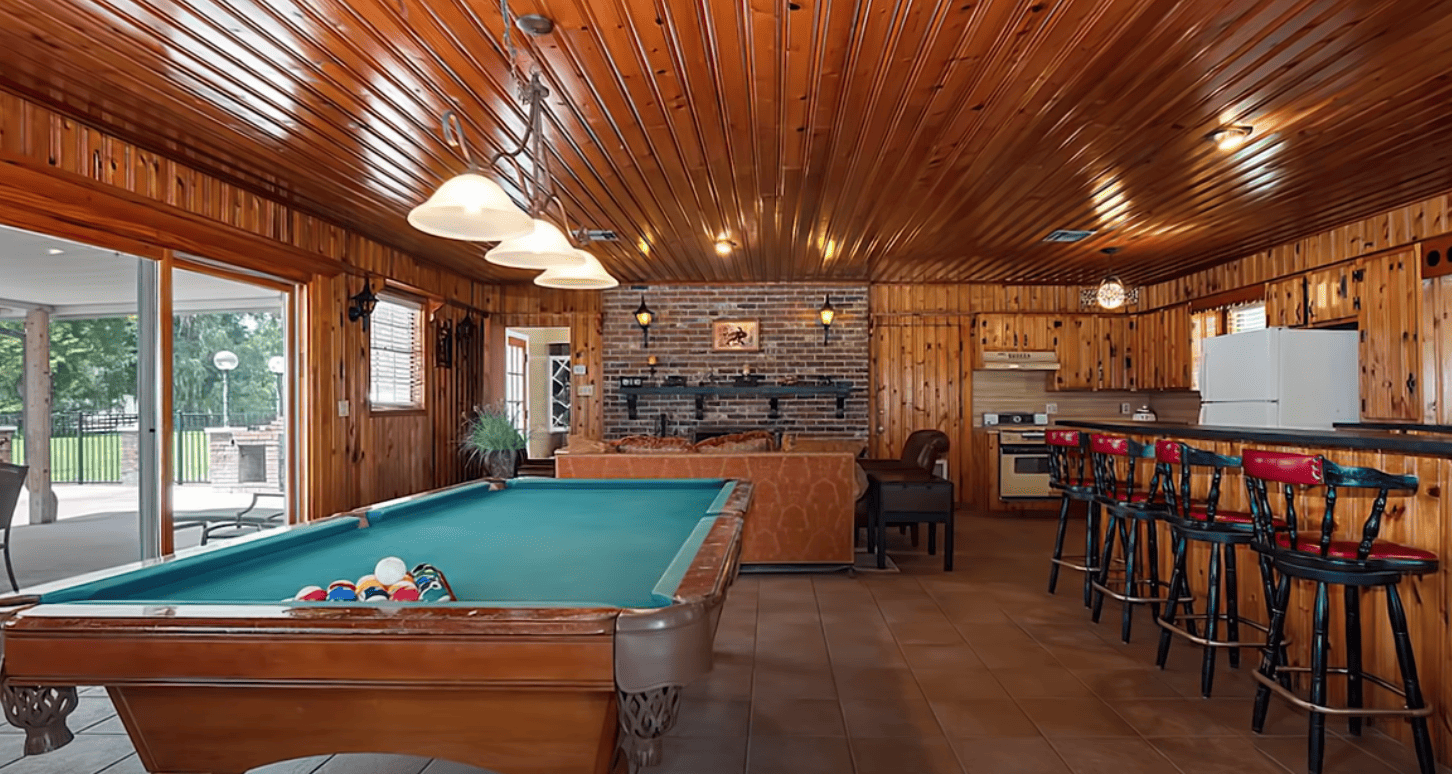 John Travolta's Airport Home in Florida