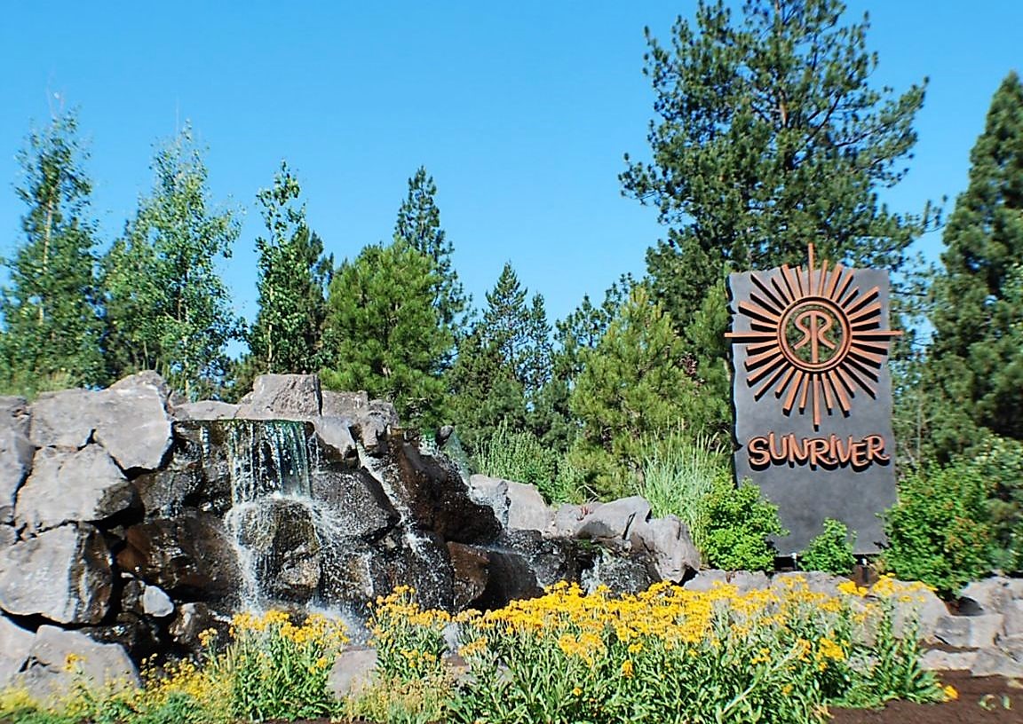 A Deep Dive into Vacation Rentals in Sunriver