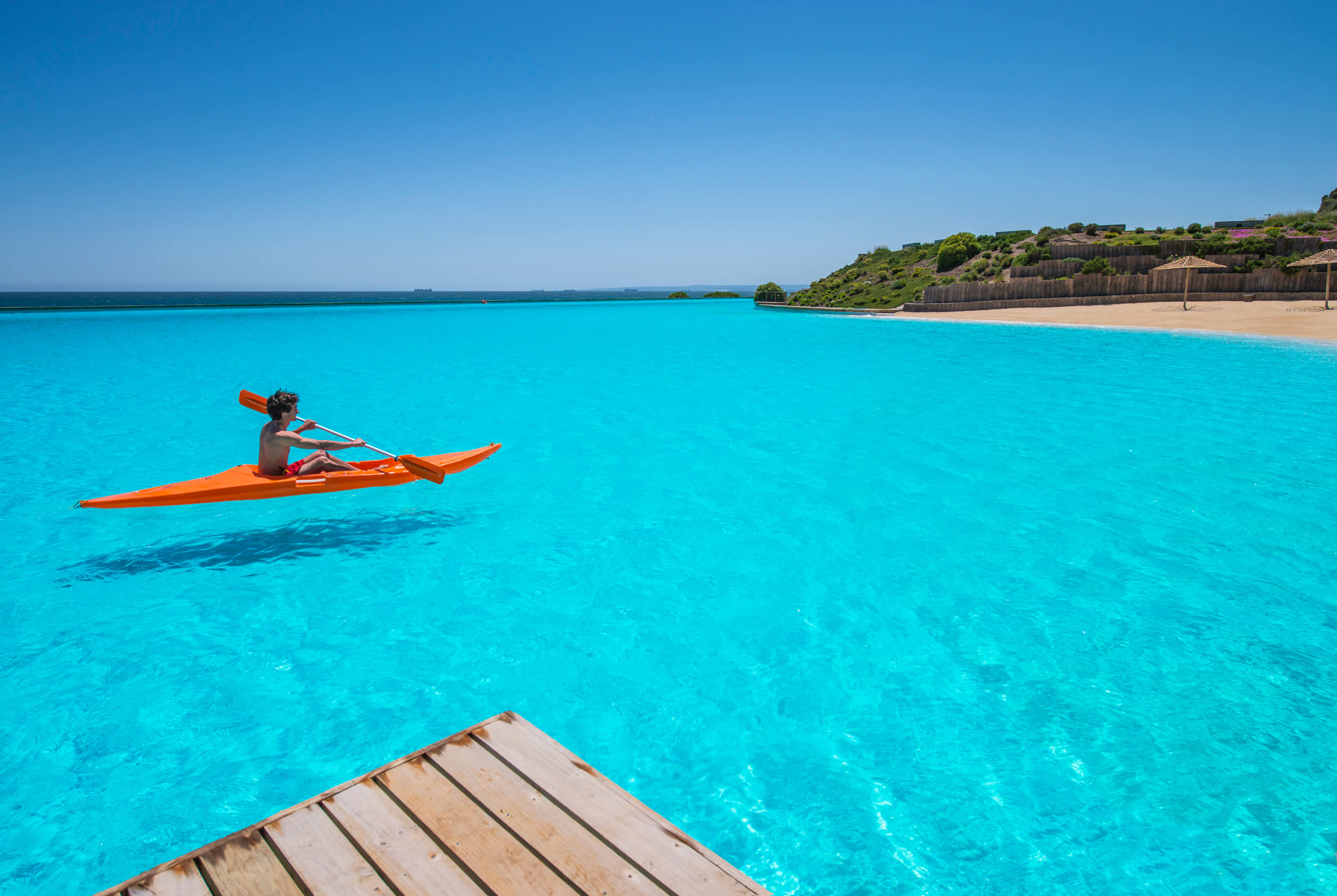 Metro Lagoons by Crystal Lagoons