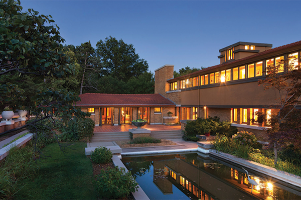 6 Amazing Mansion Tours Within A 3-Hour Drive Of Wichita, KS