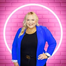 Cali Estrada - Real Estate Agent