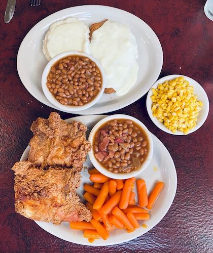 10 Best Fried Chicken in Wichita KS | 2024