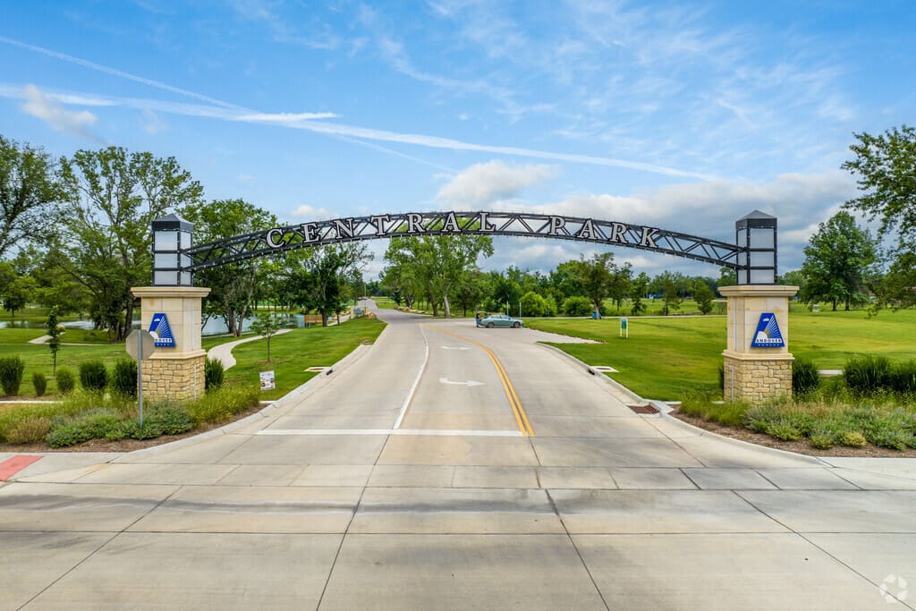 Moving To Andover, KS in 2024 | Comprehensive Guide
