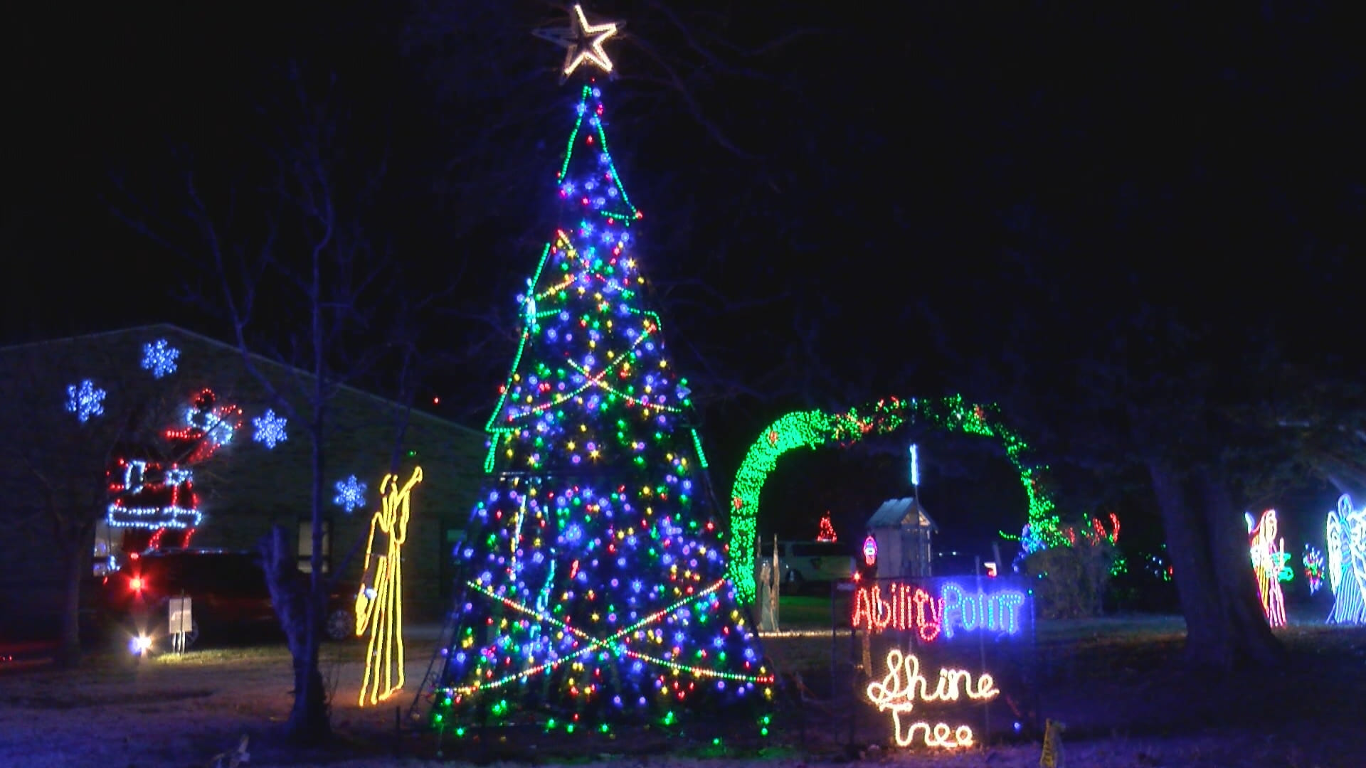 Where To See The Best Christmas Light Display In Wichita, KS