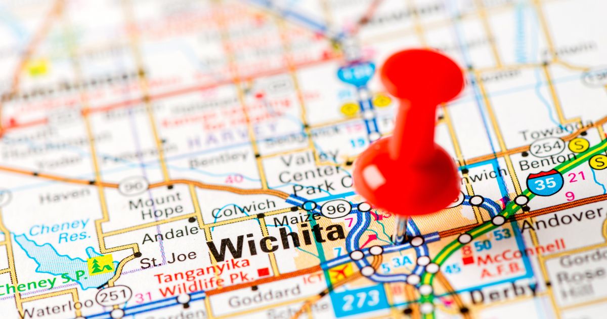 Explore Wichita, KS: A Guide to Living & Thriving