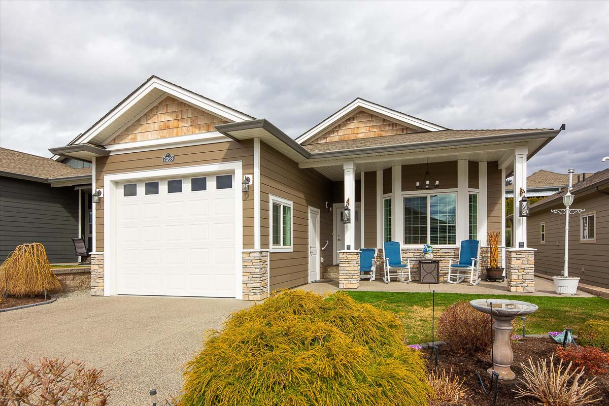 Lakestone | Homes, Townhomes, Condos and Lots for Sale in Lake Country, BC