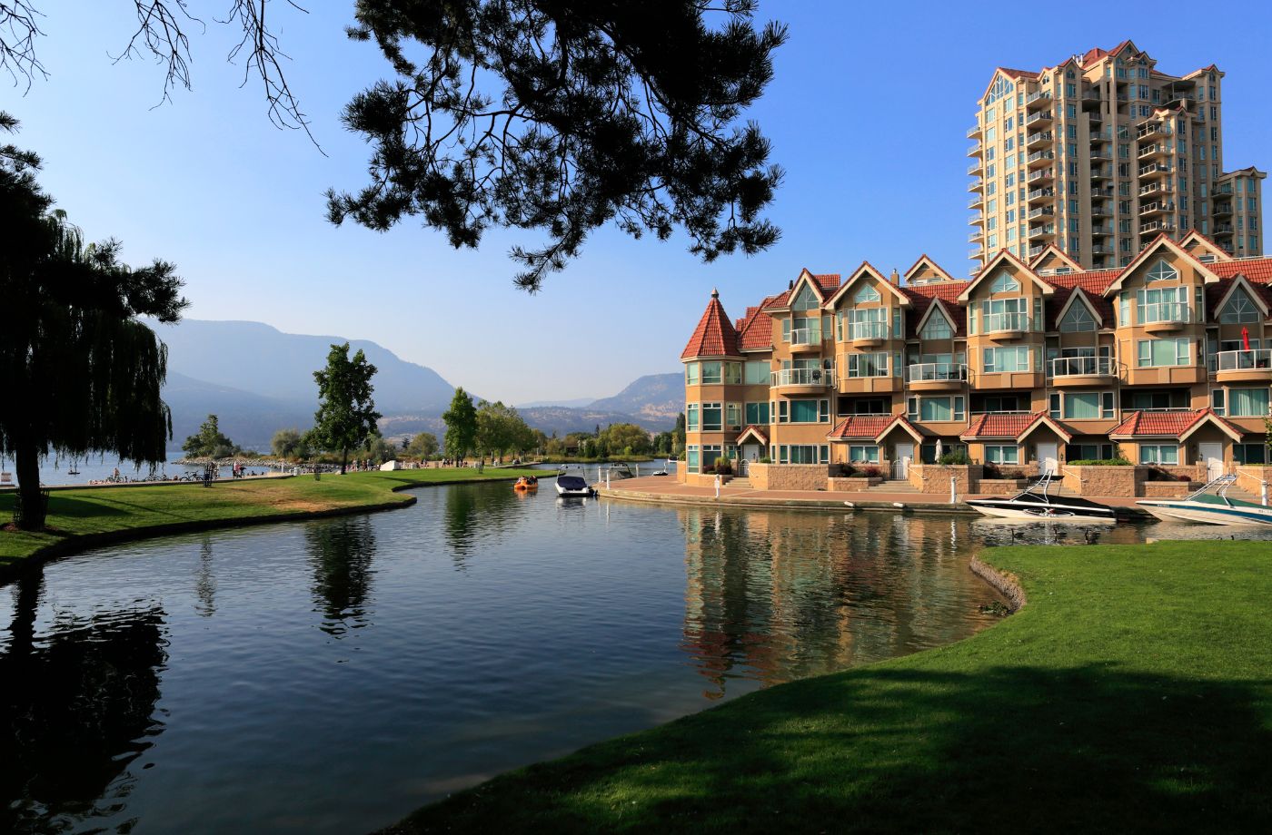 Kelowna Waterfront Condos for Sale | Waterfront Condos for Sale in ...